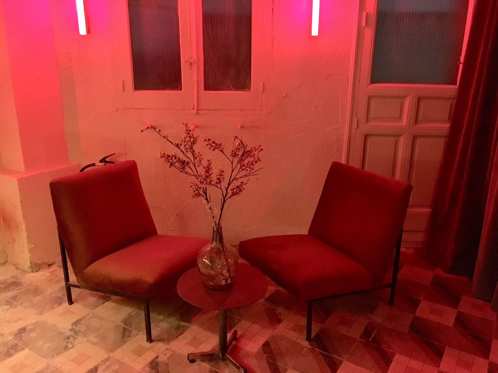 ESTAMOSTENDENCIADOS: SALA EQUIS; mucho más que cine, gastronomía y ...