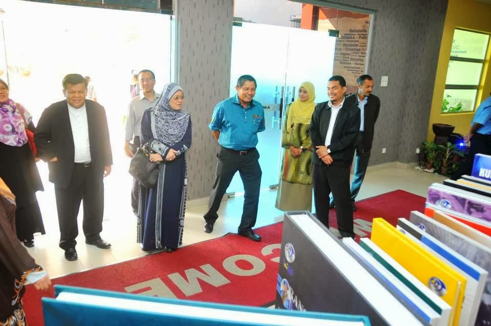 UniMAP Library: Lawatan Kerja Rektor Universiti Islam Antarabangsa ...