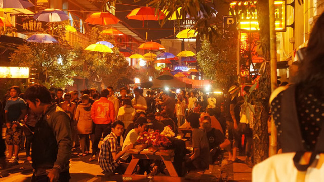 10 Lokasi Street Food Terbaik Indonesia Ini Bisa Jadi Tempat Nongkrong ...