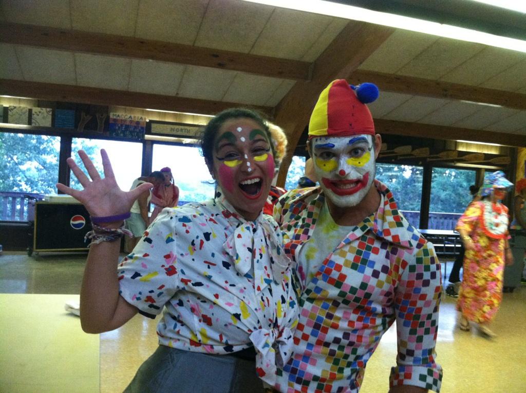Catch My Words: Wordless Wednesday: Clowning Around
