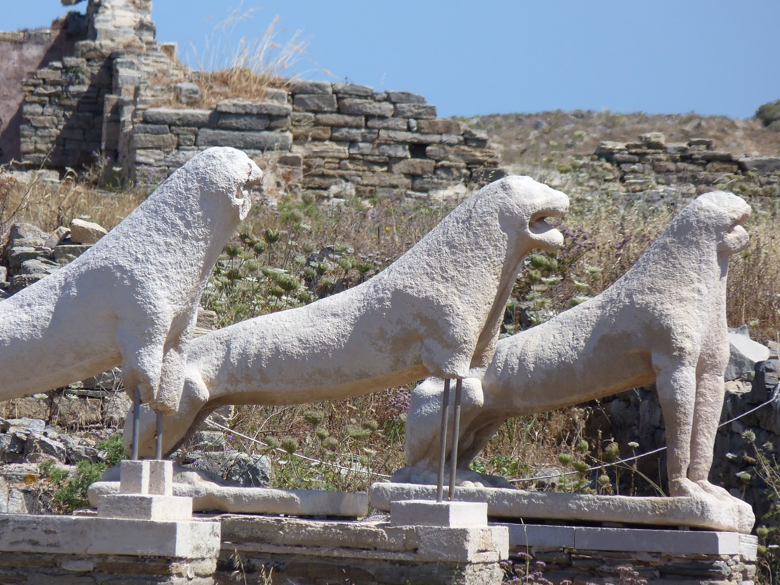A bord de THIRA: Dimanche 26 mai : VISITE DE DELOS