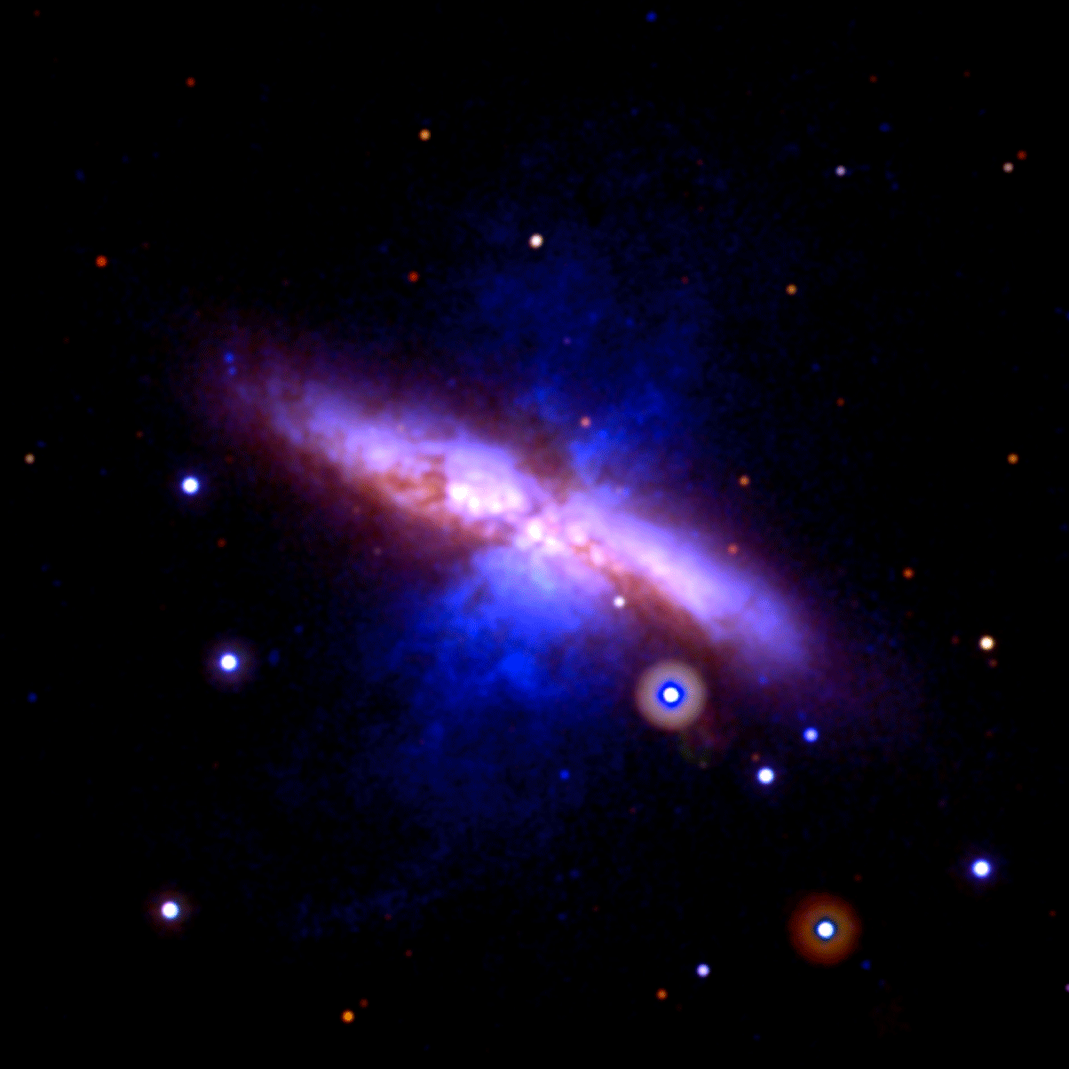 Stack-Space: La explosión de supernova más cercana en dos décadas.