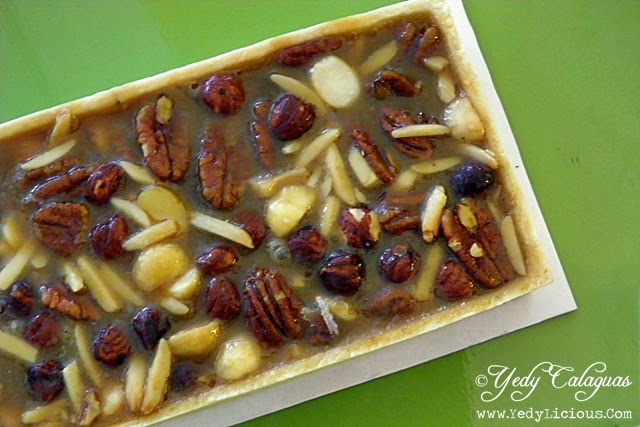 Cinq Dessert Boutique along Jupiter St. in Makati City | YedyLicious ...