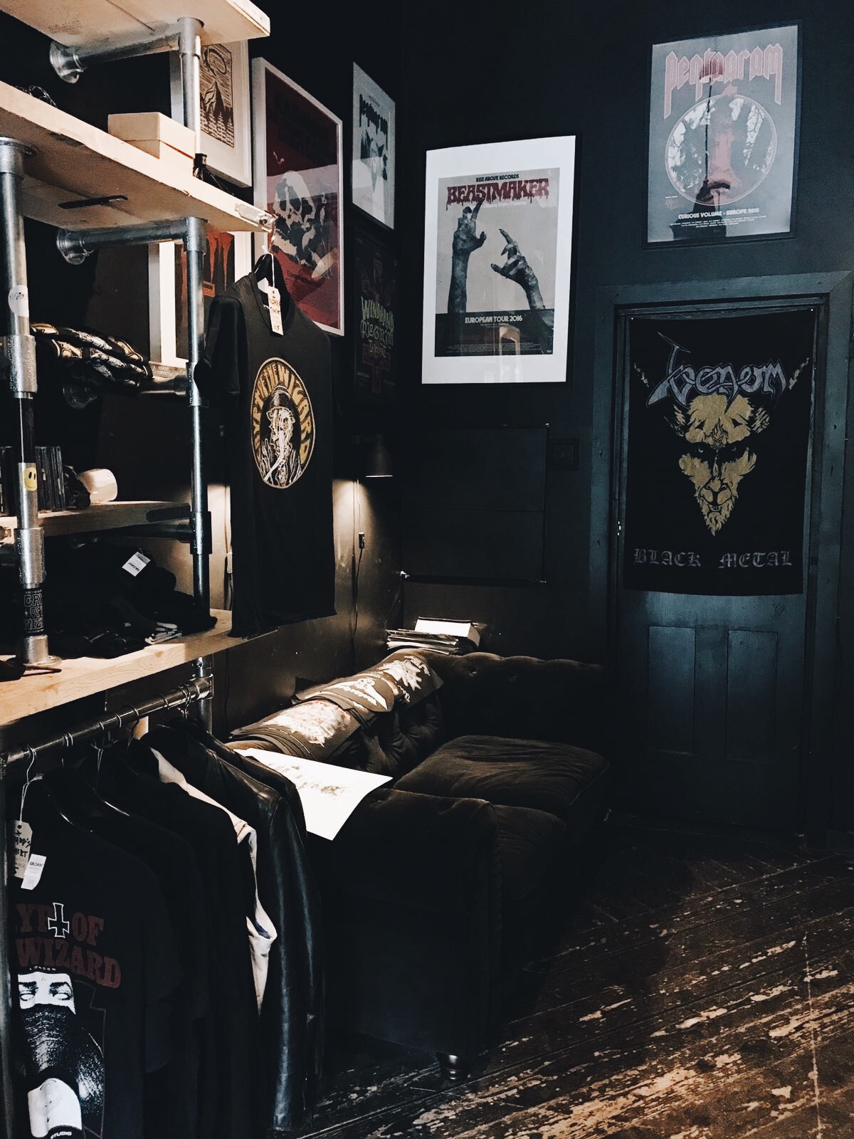 DOOMMABBESTIA - Doom 'N' Heavy Psych Webzine: CRYPT OF THE WIZARD: a ...