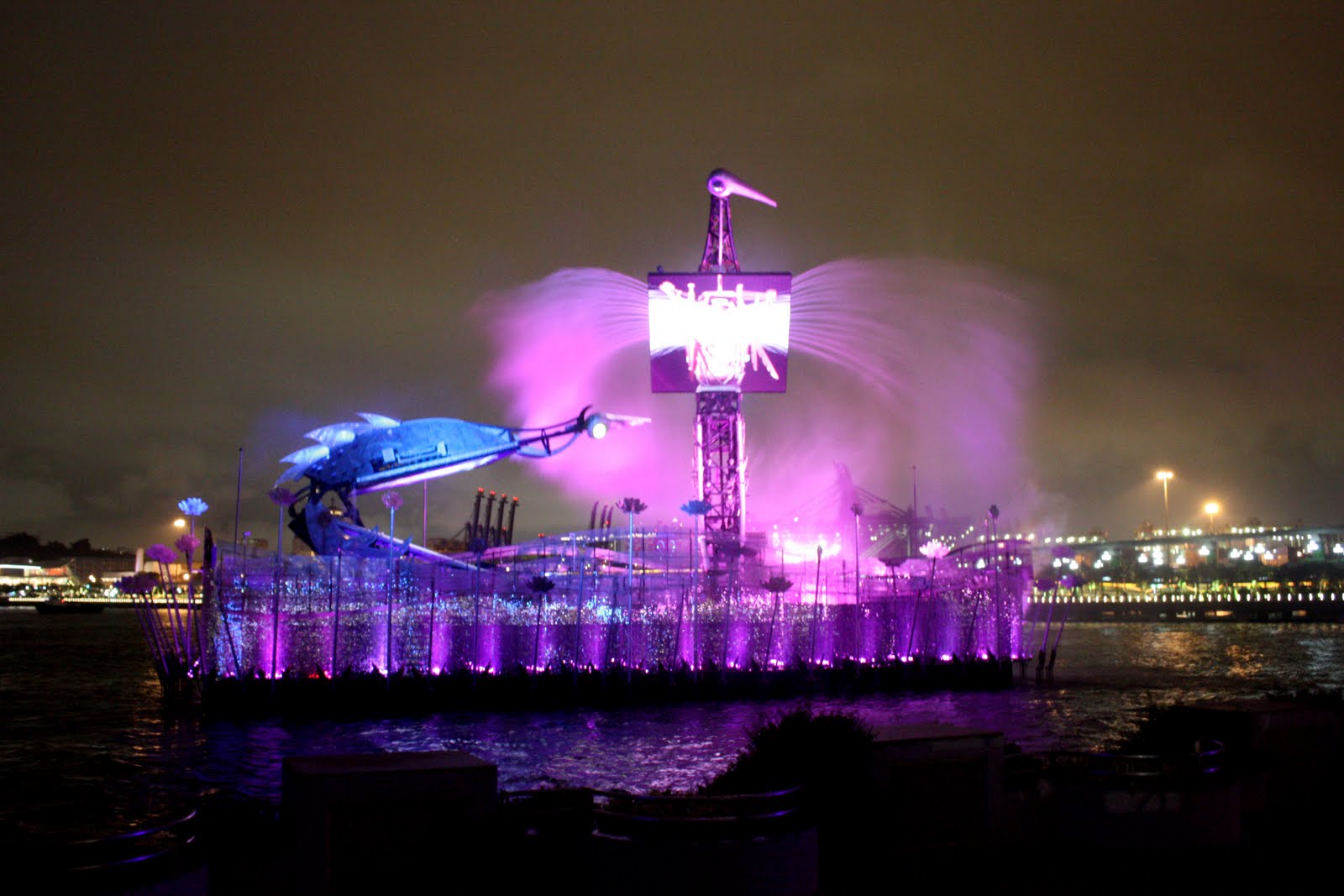 Traveling ala Panda: Crane Dance: World Class "FREE" Attraction