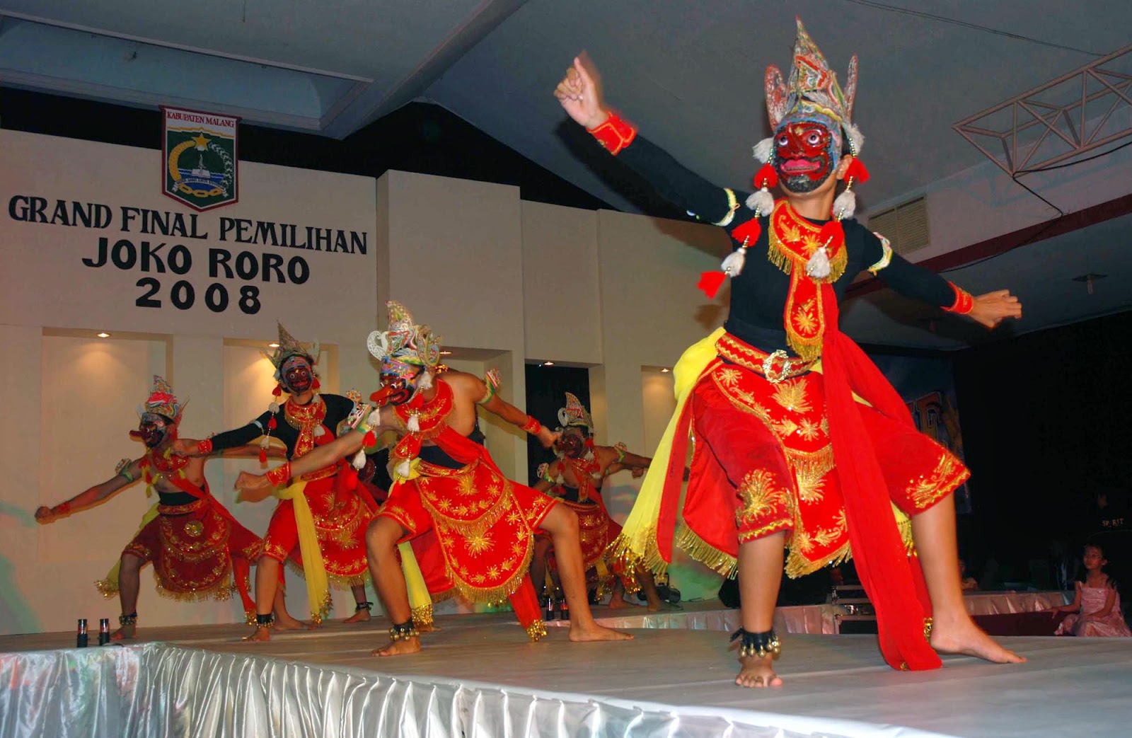 Perginya Sang Maestro Topeng Malang - Batikimono