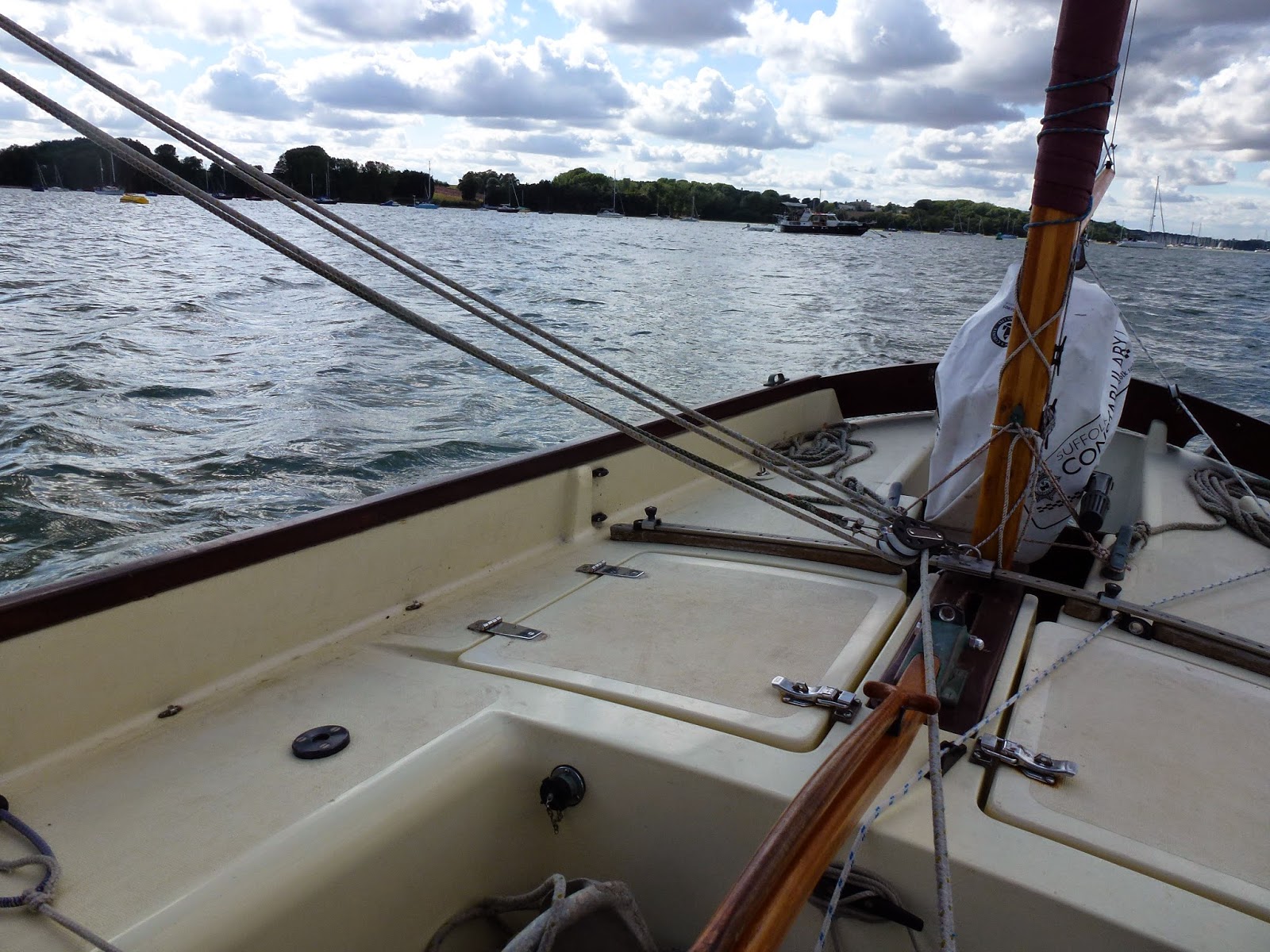 Daisy II: Mainsail boom