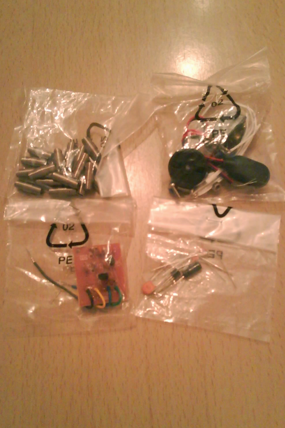 M0ZQR: Maxitronix short wave radio kit