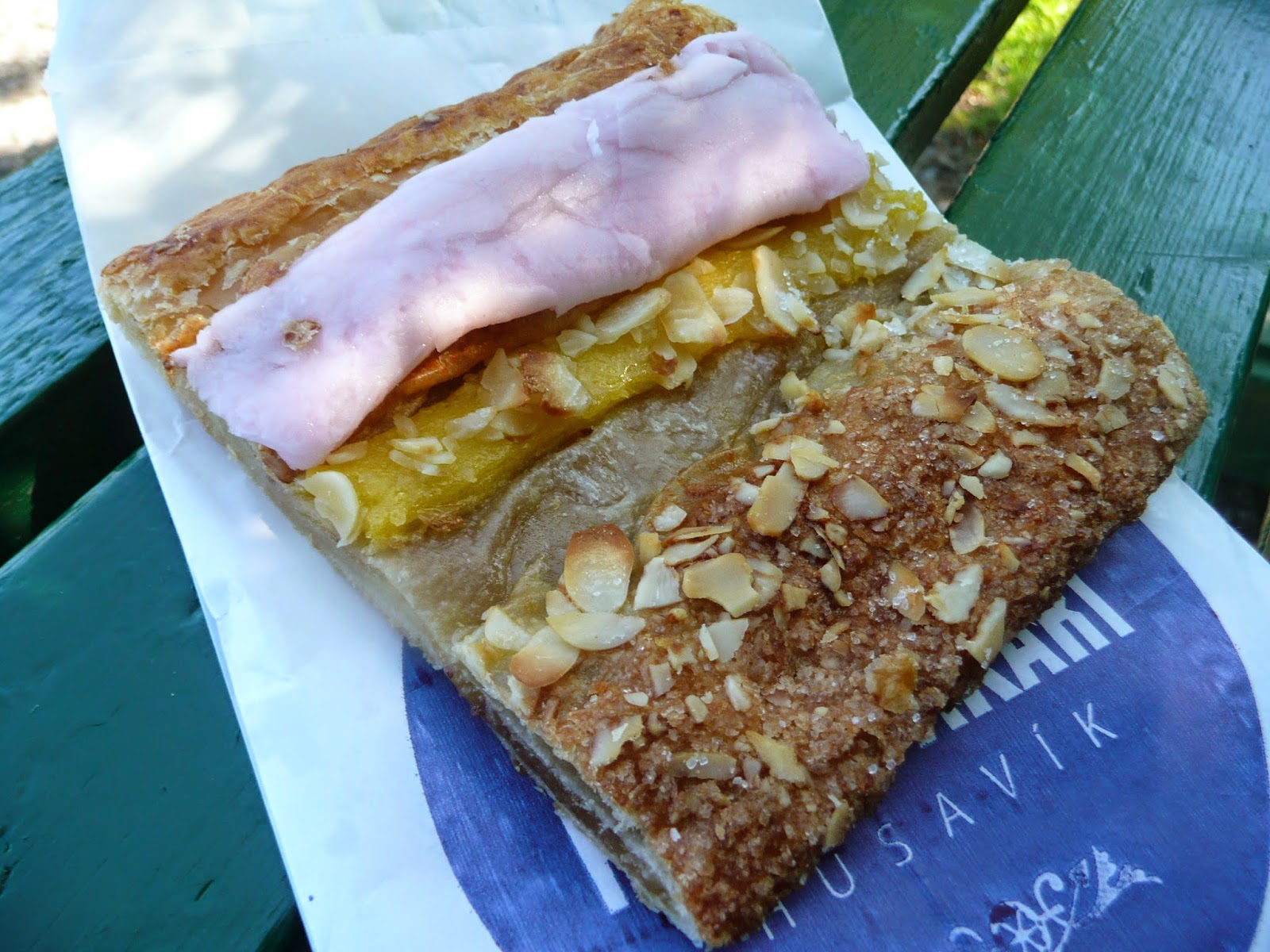 Mimi's Cake Tour: The Best of Iceland Bakeries