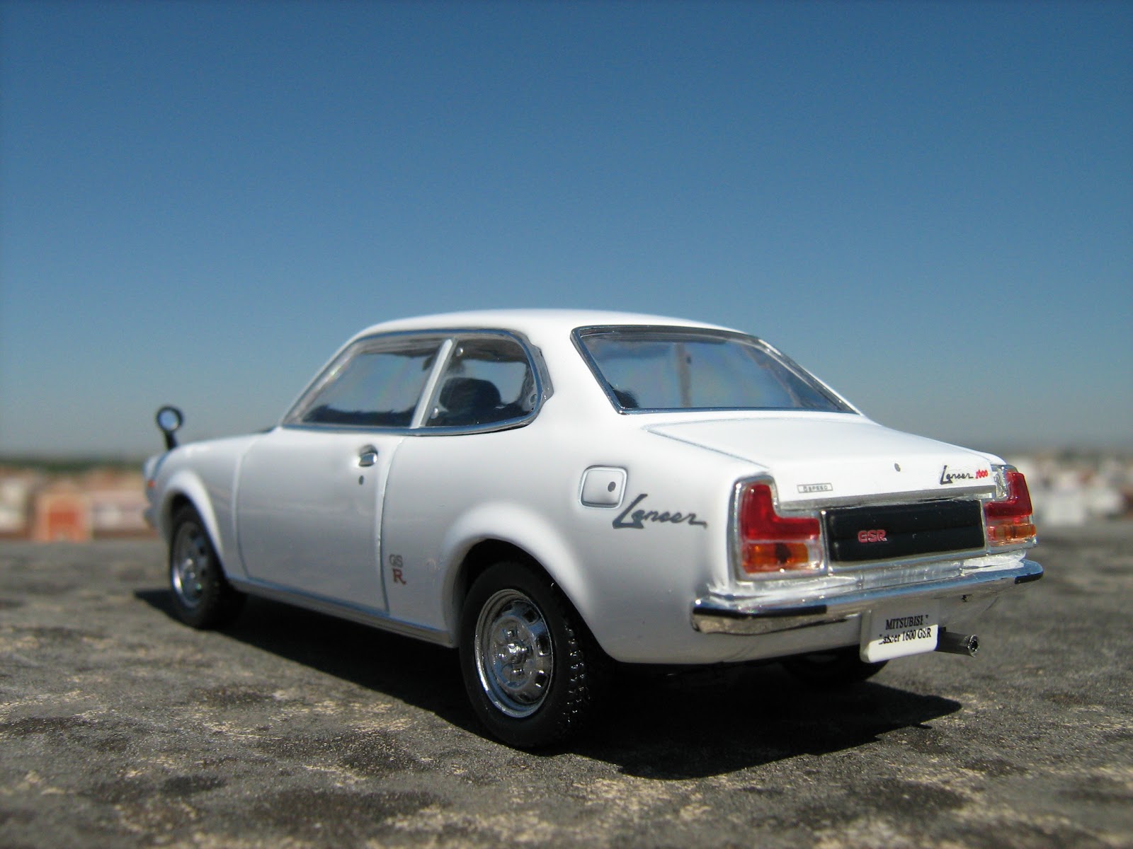 El Garaje Algabeño: Mitsubishi Lancer A70 1600 GSR de NOREV