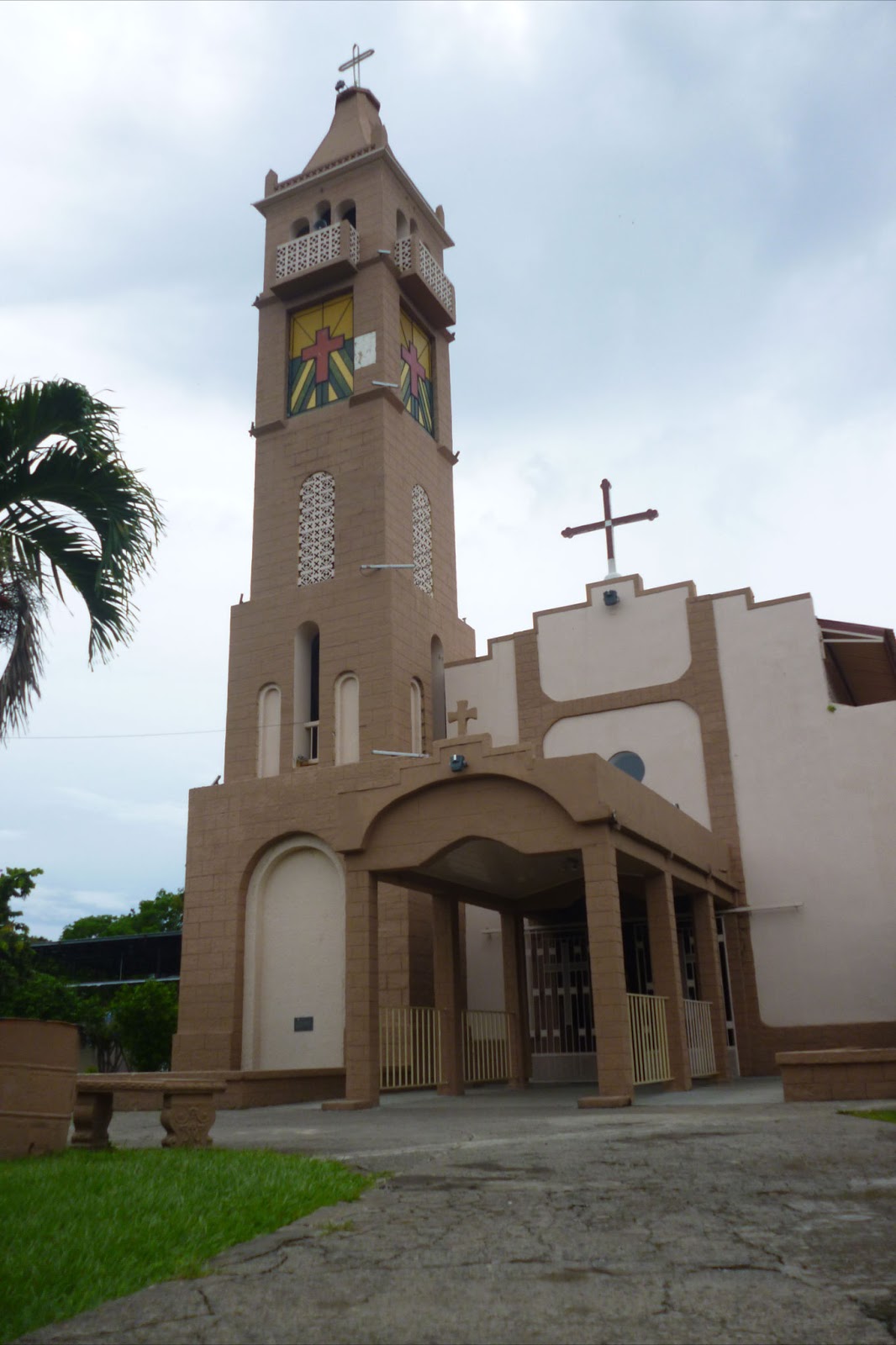 TRIUNFADORES DE TURISMO