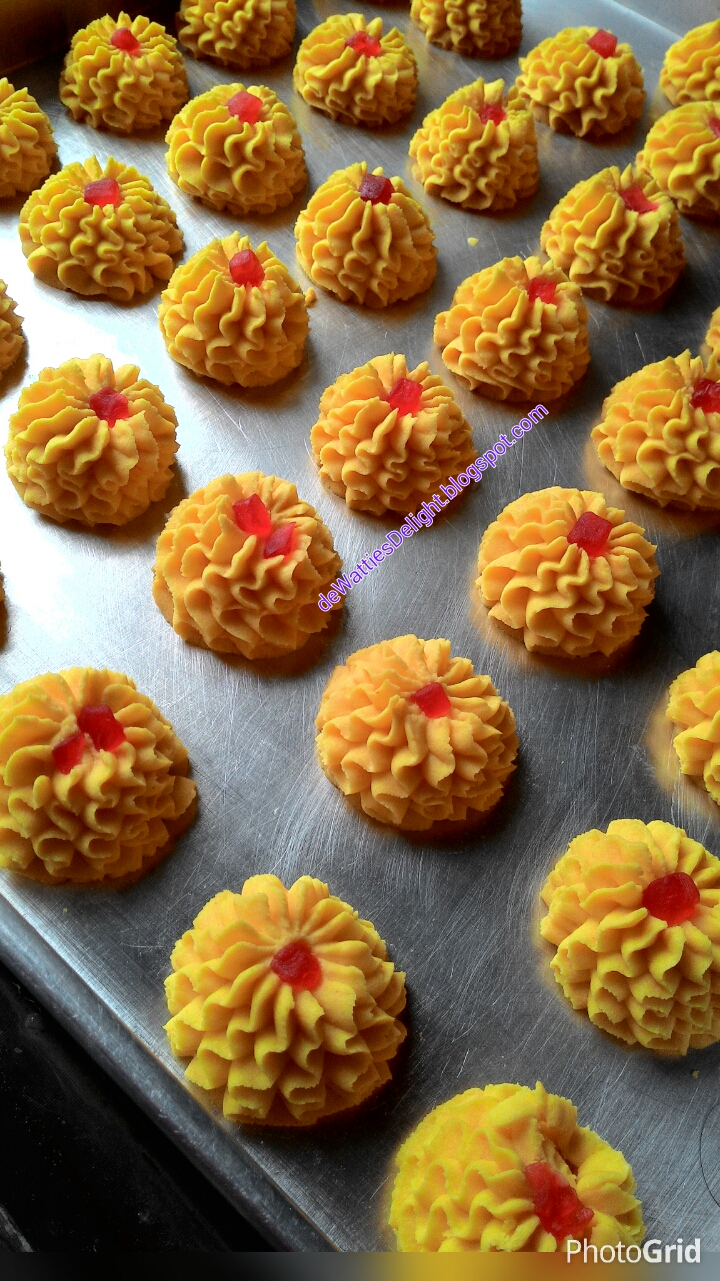 Wattie's HomeMade: Biskut Semprit Dahlia