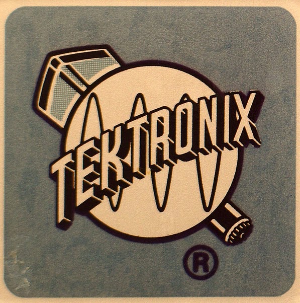 TEKTRONIX: 4051 BASIC CHART & TEK LOGO DRAWING