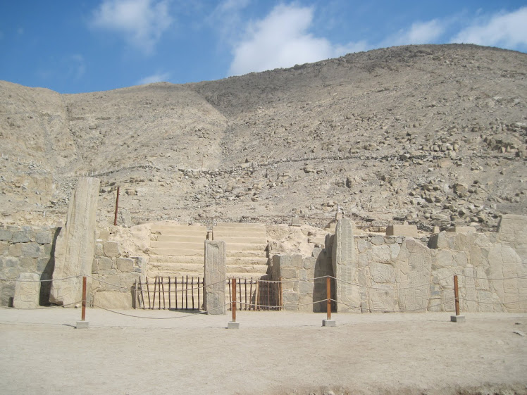 Luzuriaga Informa: Las Ruinas de Sechin - Casma