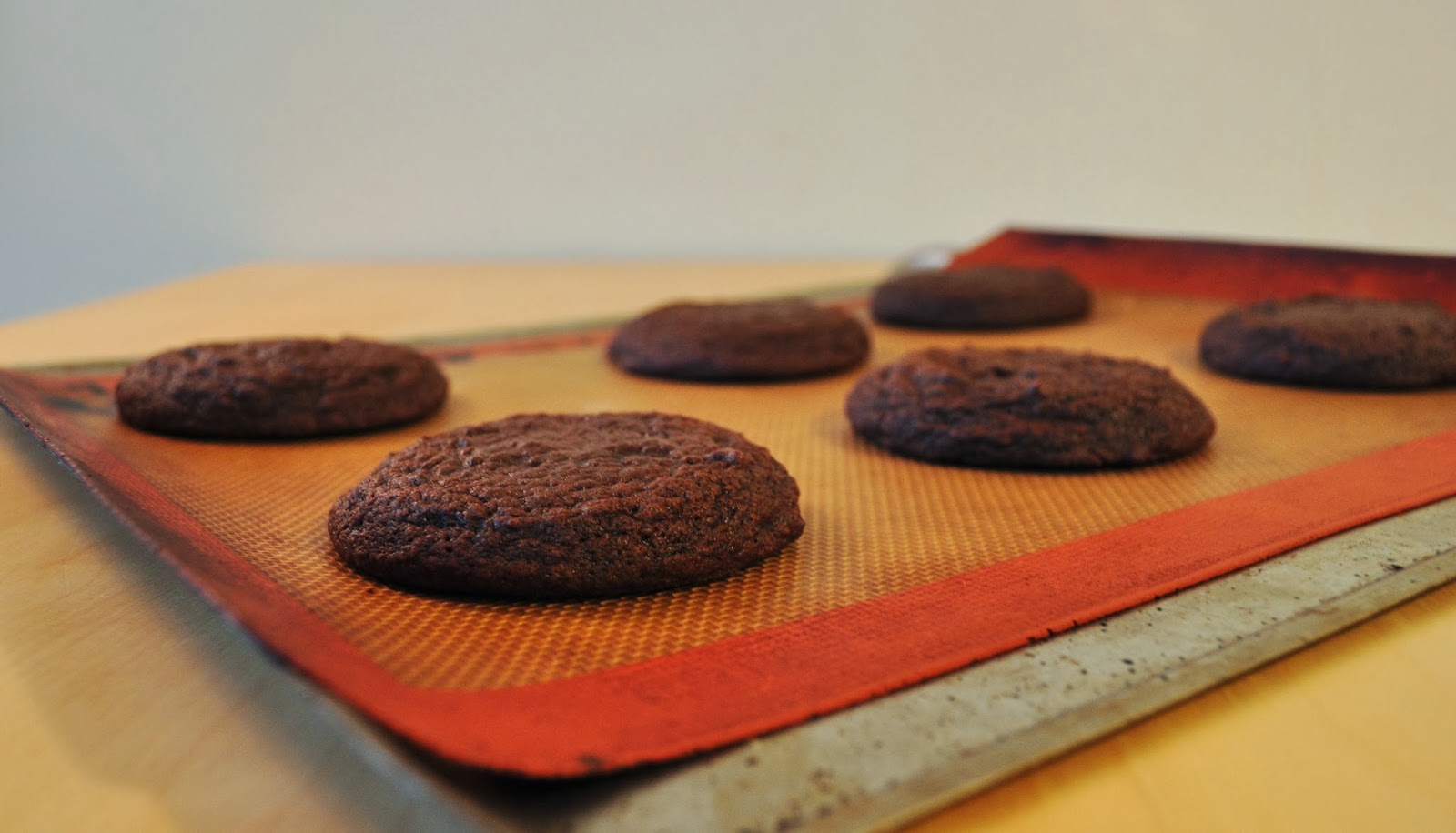 My Tiny Oven: Cocoon Cookies