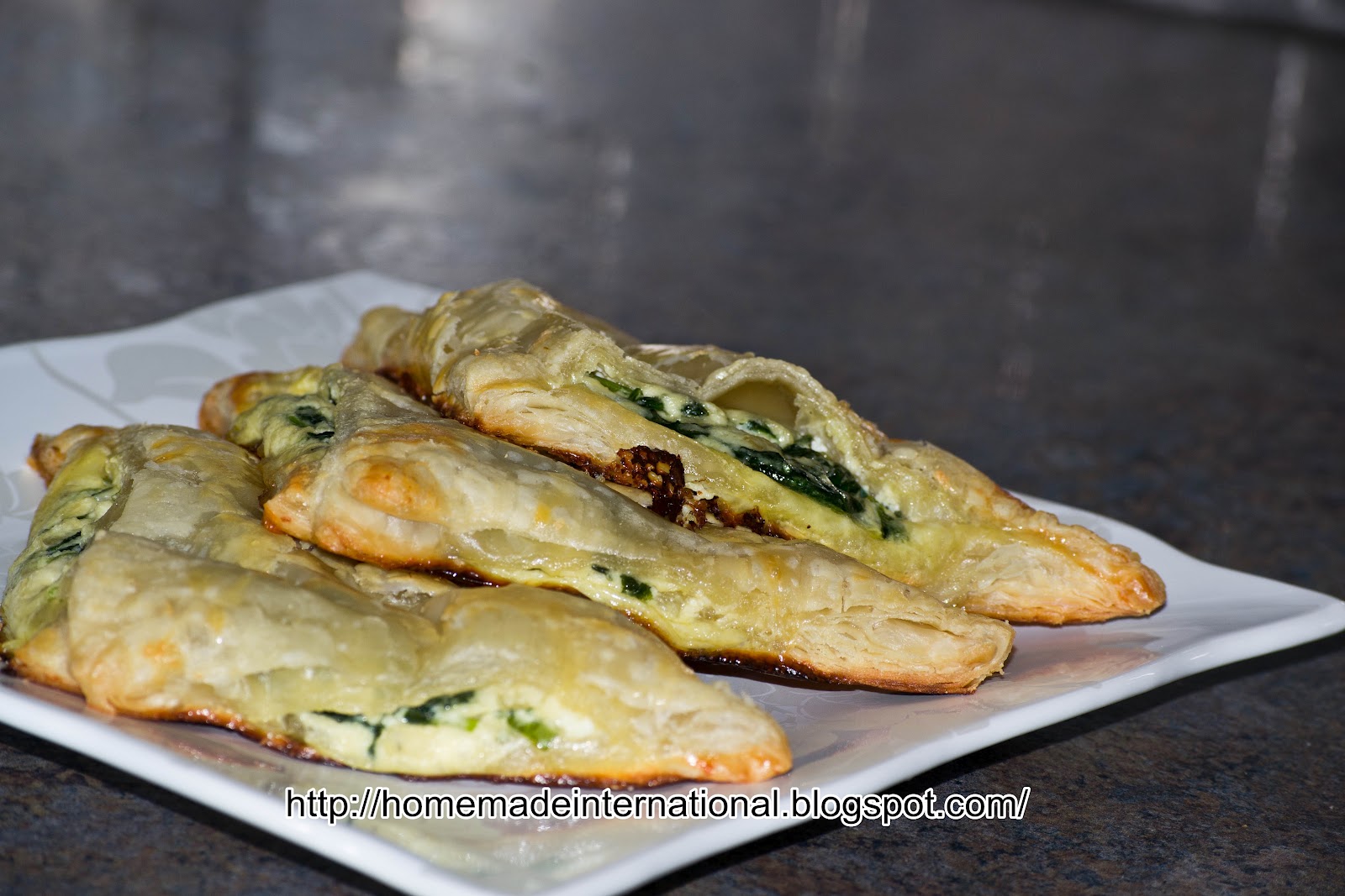Homemade International: Greek Spinach and Cheese Puff Pastry Triangles