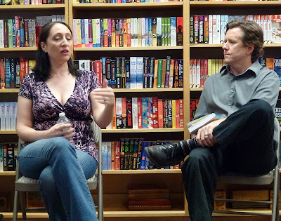 Kittling: Books: @ The Poisoned Pen with Author Taylor Stevens!