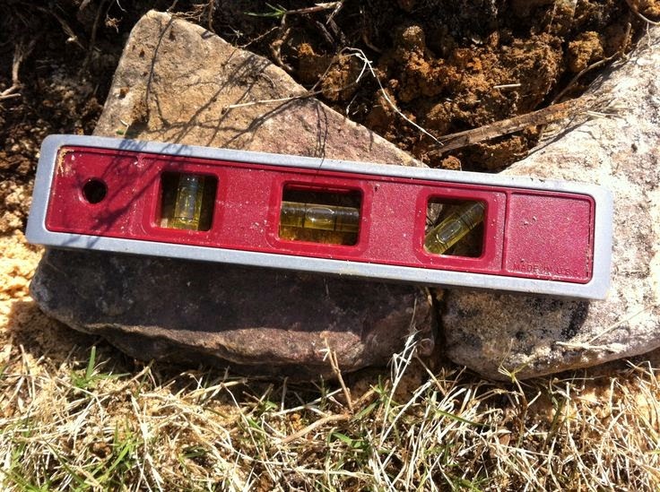 Susan Snyder: DIY STONE LANDSCAPE BORDER 2