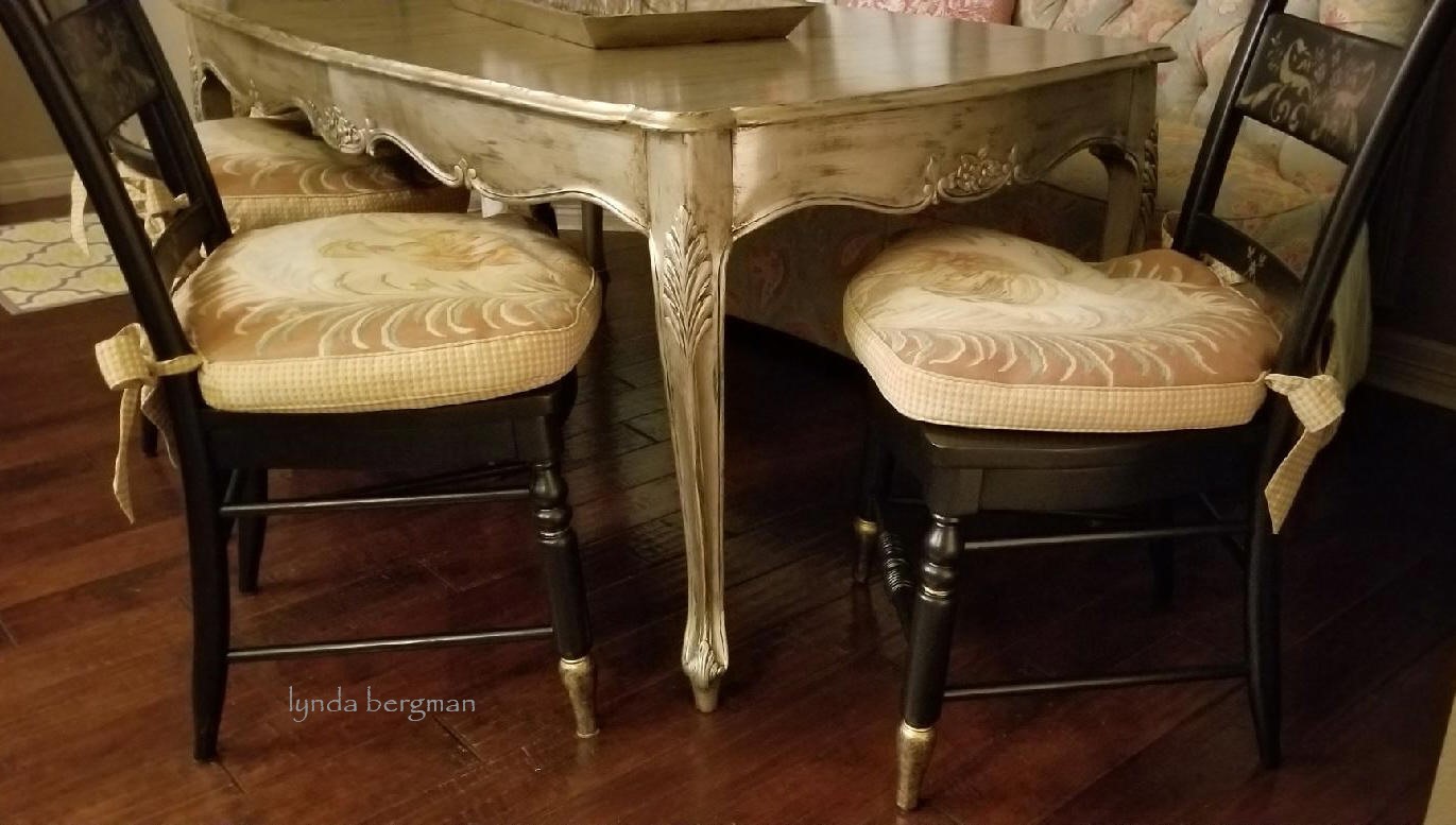 LYNDA BERGMAN DECORATIVE ARTISAN