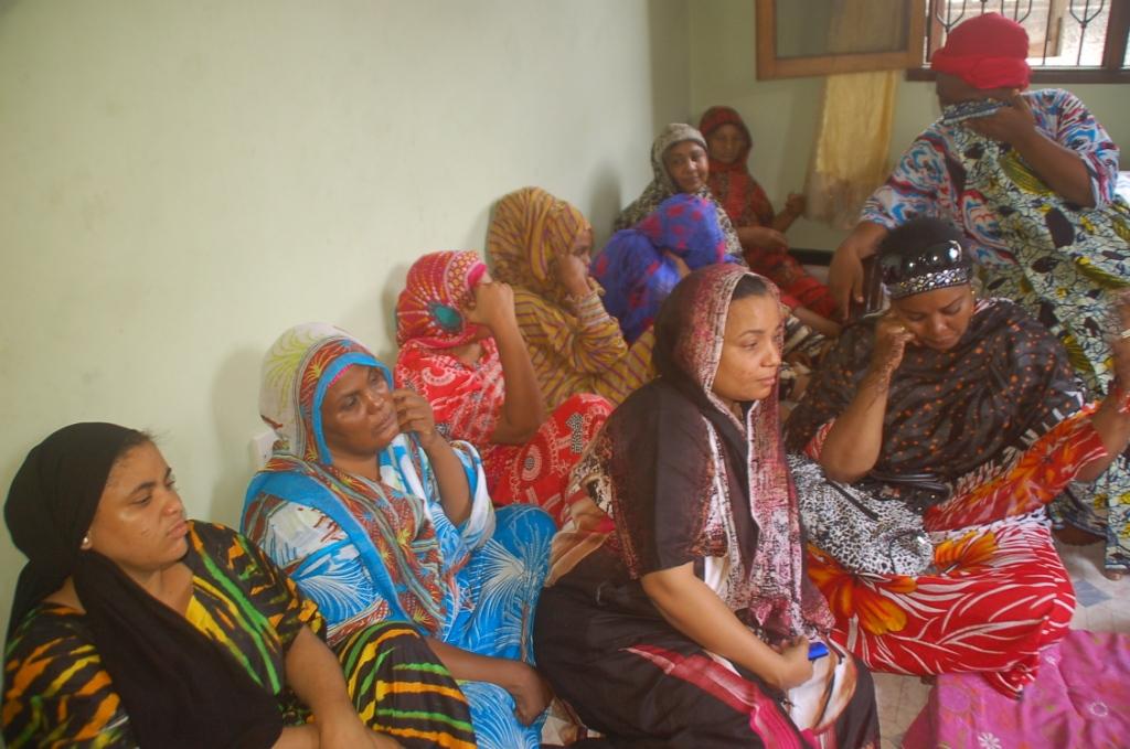 PICHA ZA MATUKIO ZAIDI YA NYUMBANI PALIPO MSIBA WA SAJUKI ..... BONGO ...