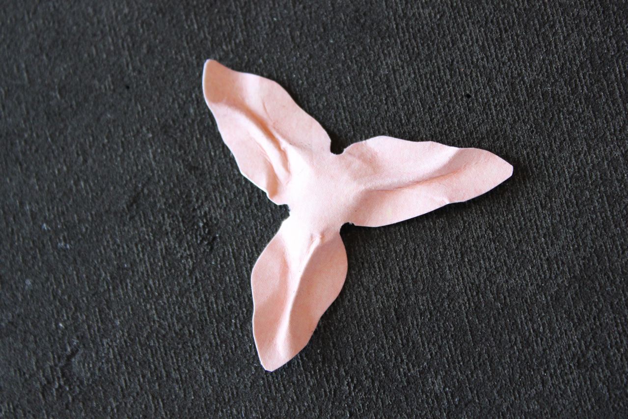 SIMPLY PAPER: Lily Flower Tutorial