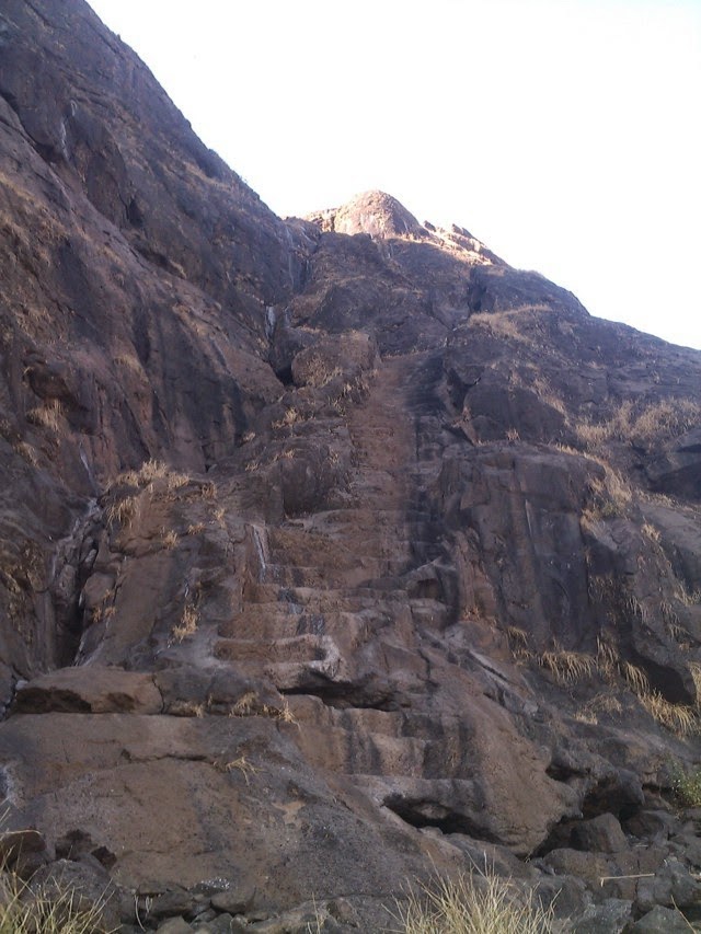 trek to adventures fort Hadsar from Pune,Maharashtra - Forts and Treks