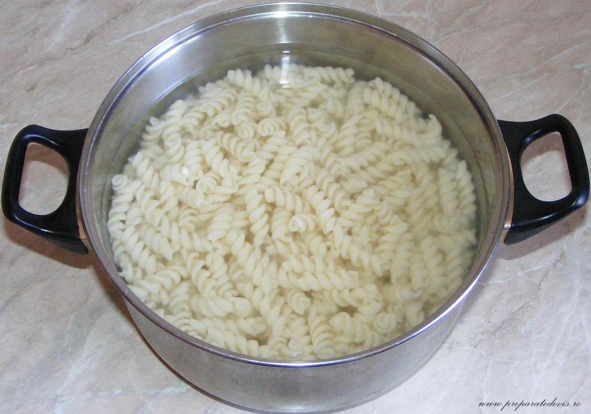 Macaroane cu branza la cuptor | Preparatedevis.ro