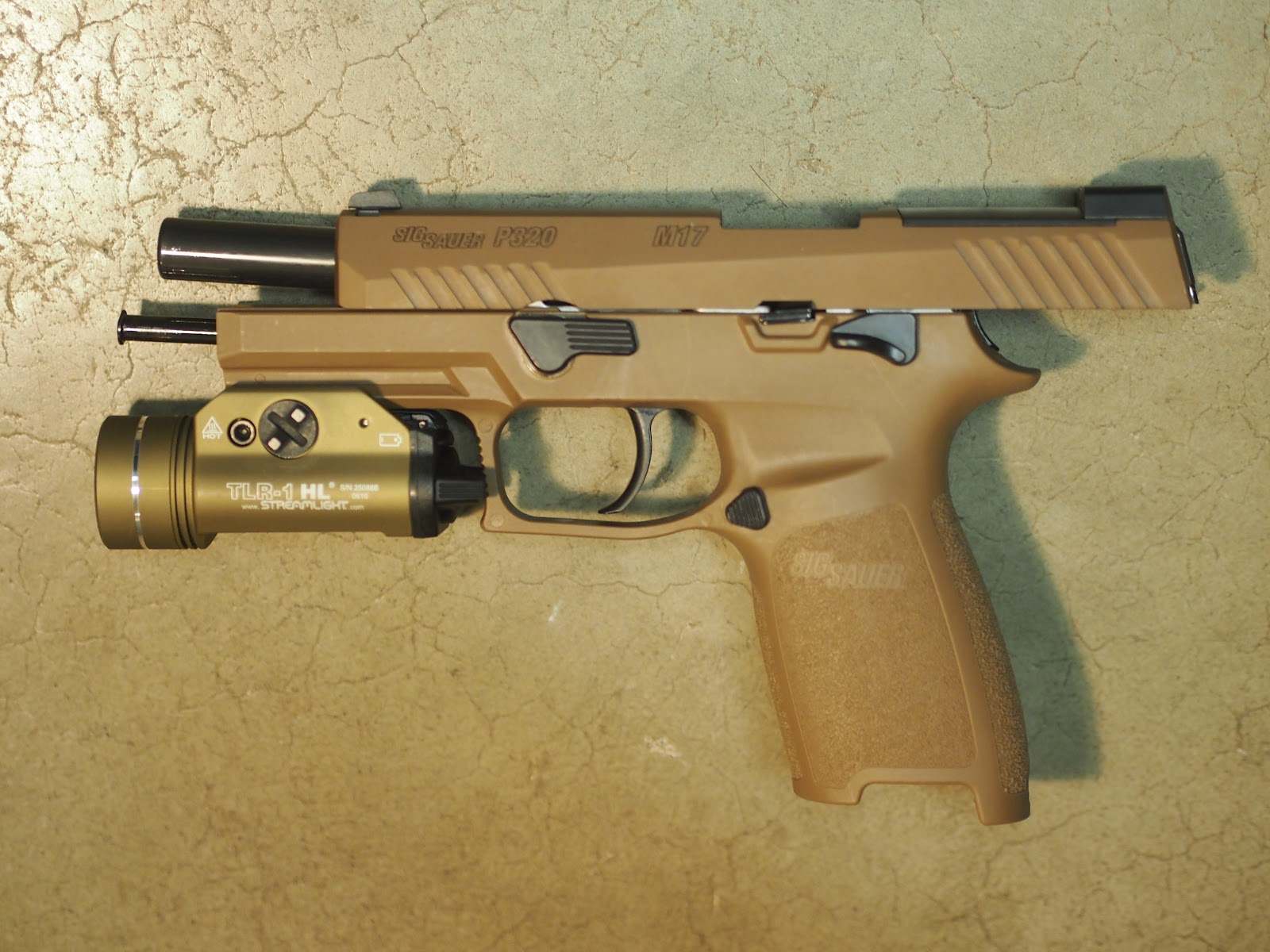 Mister Donut's Firearms Blog: Sig Sauer M17