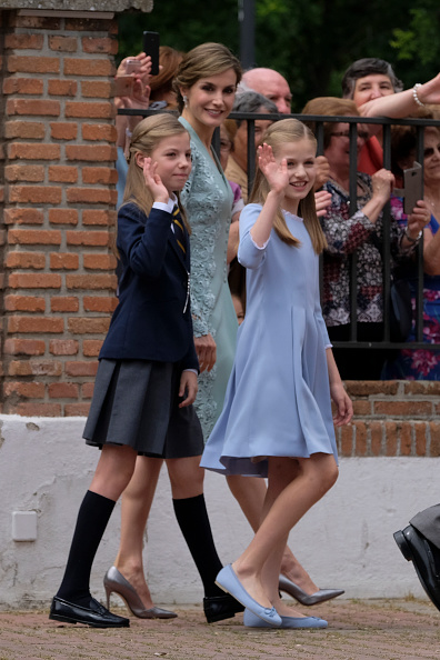 Royal Family Around the World: Spanish Royals Attend Their Daughter ...