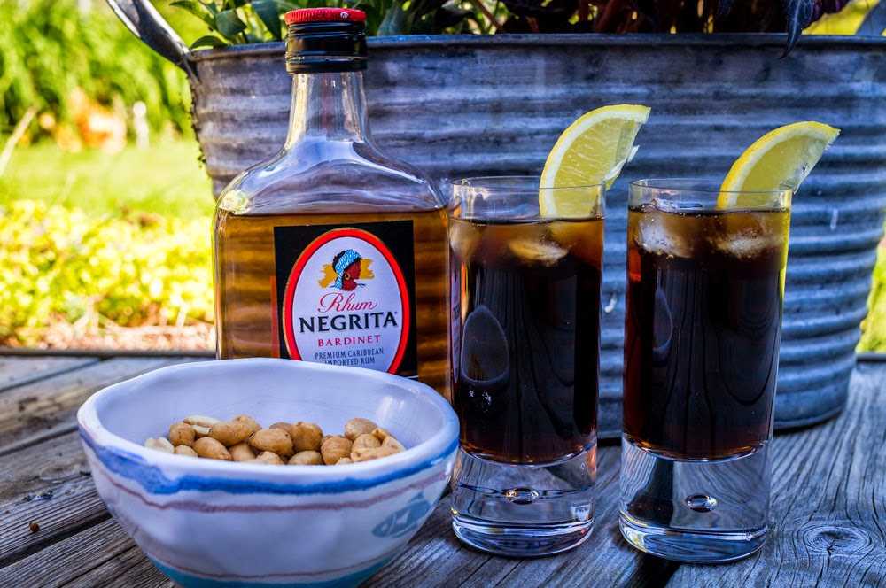 Rom och cola - en klassiker och en kolasmakande whiskey