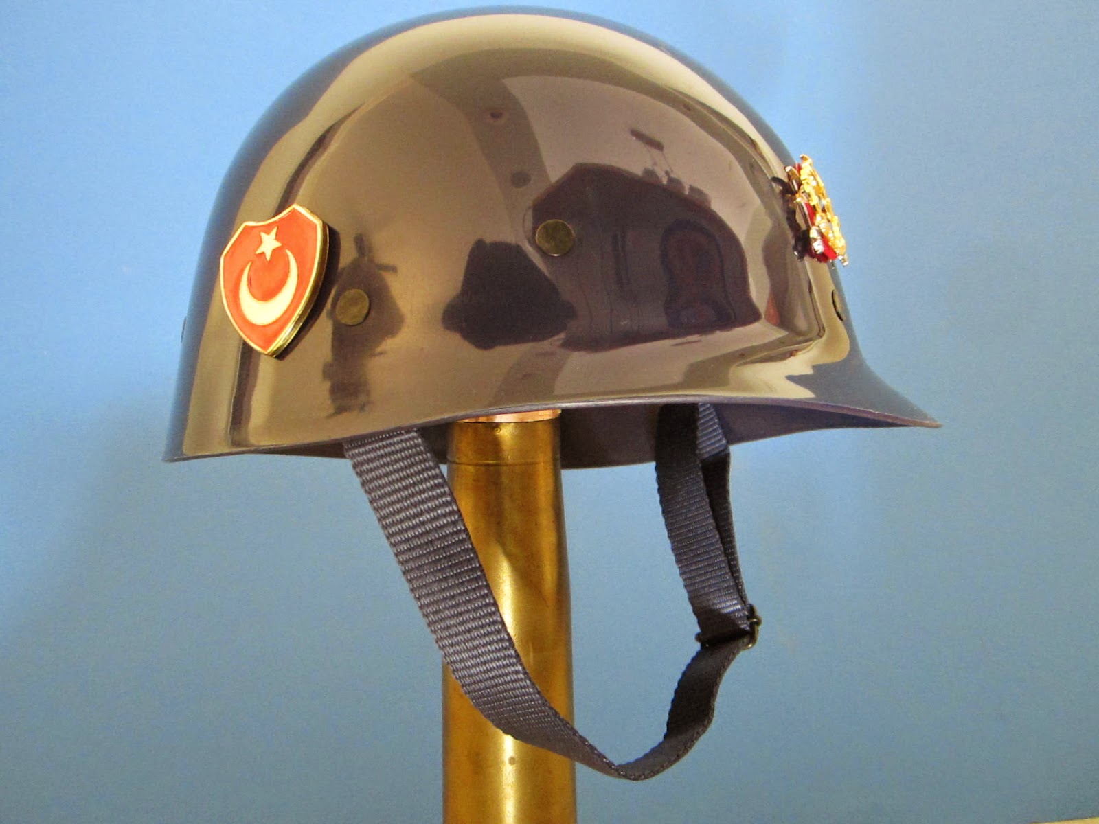 Mannie Gentile: Combat Helmets of the 20th Century: Turkey M1 parade helmet