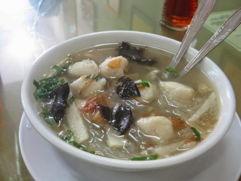 WARUNG TEKWAN DAN MODEL