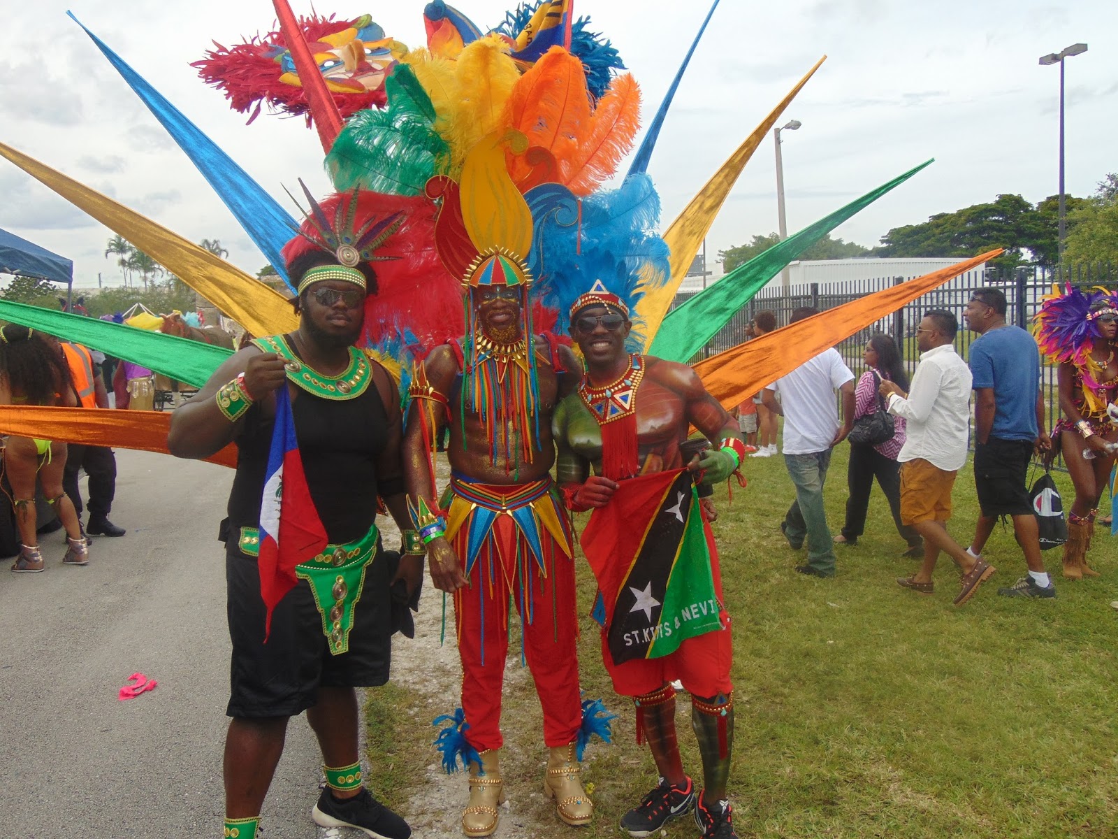 Musings of a Haitian American Male: ITS CARNIVAL!!!!!!!