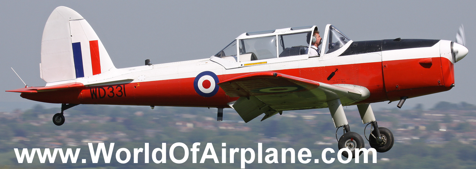 World Of Airplane : de Havilland Canada DHC-1 Chipmunk is a Tandem, Two ...