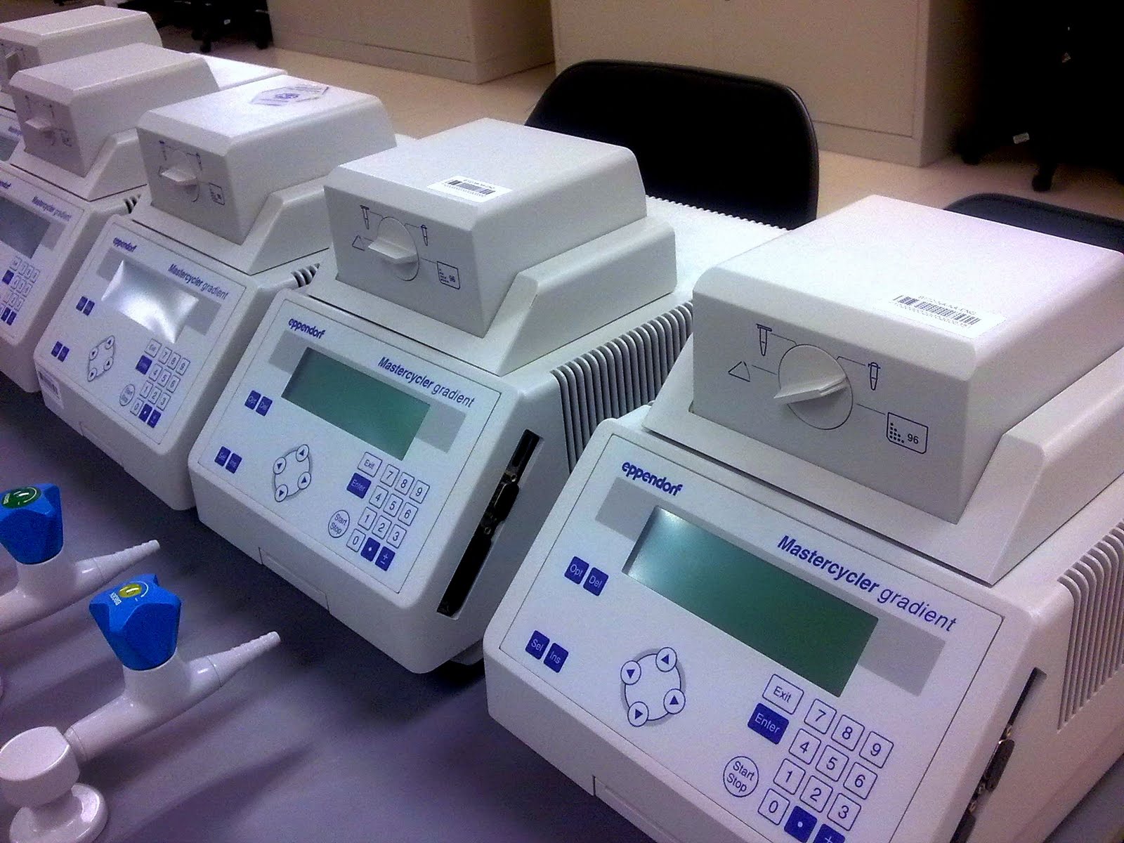 HARPACTIRINAE BIOTECHNOLOGY: PCR Machine-Eppendorf Master Cycler Gradient
