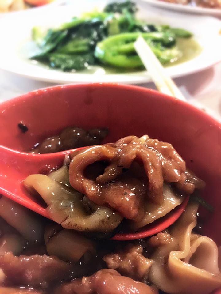 Adventures of RaRa and Reddy: Geylang Beef Hor Fun - Reddy's Favourite ...
