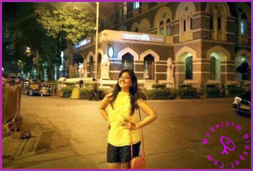 Roopal Tyagi Hot Picture And Hd Wallpapers Model And Celebrity Bios And Gossips