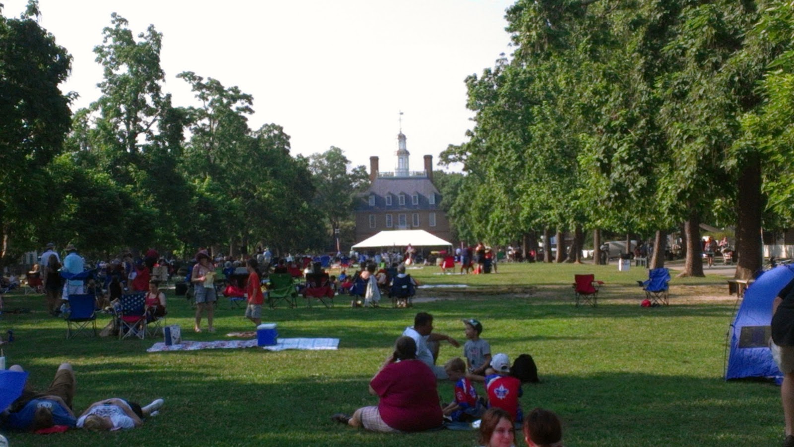On the Lincoln Highway... and beyond with Chris Hutter.