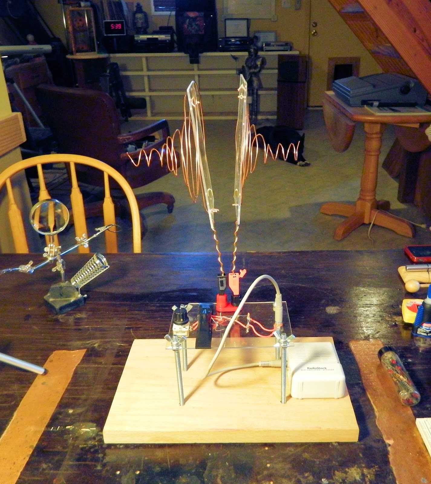 Frank's Rotating Lighted Blog of Considerable Mass: Mad Science: Tesla ...