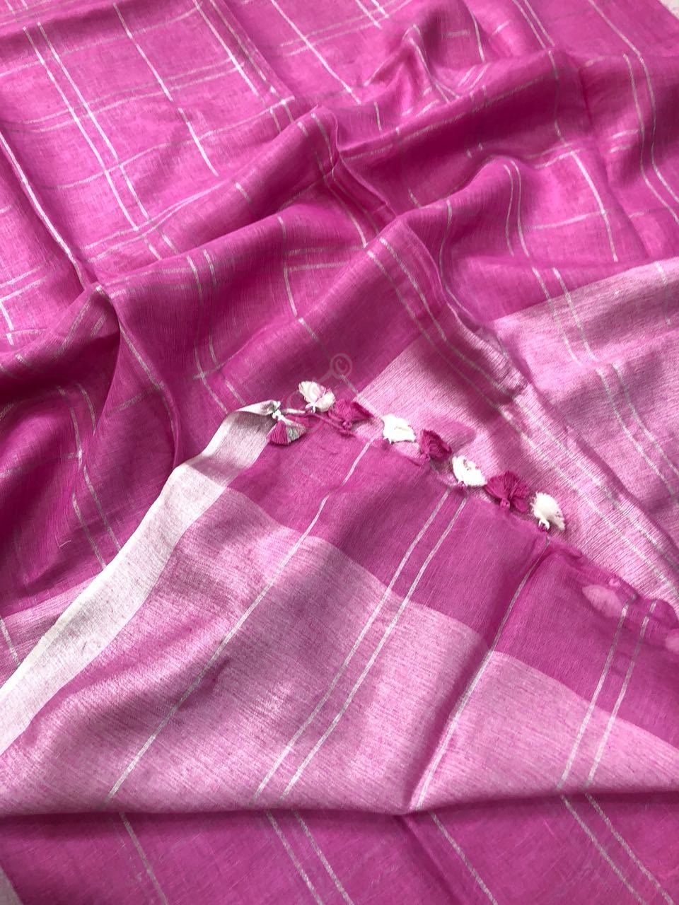 Summer Special Pure Big Checks Designed Lenin Sarees