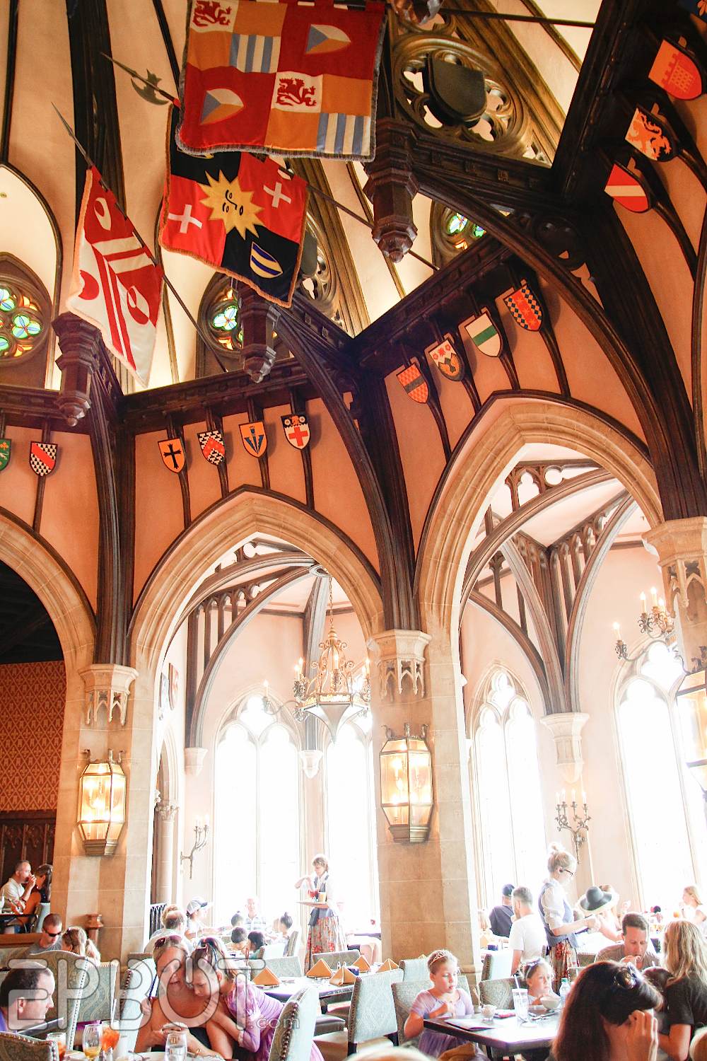 EPBOT: Cinderella's Royal Table: Photo Tour & Review!