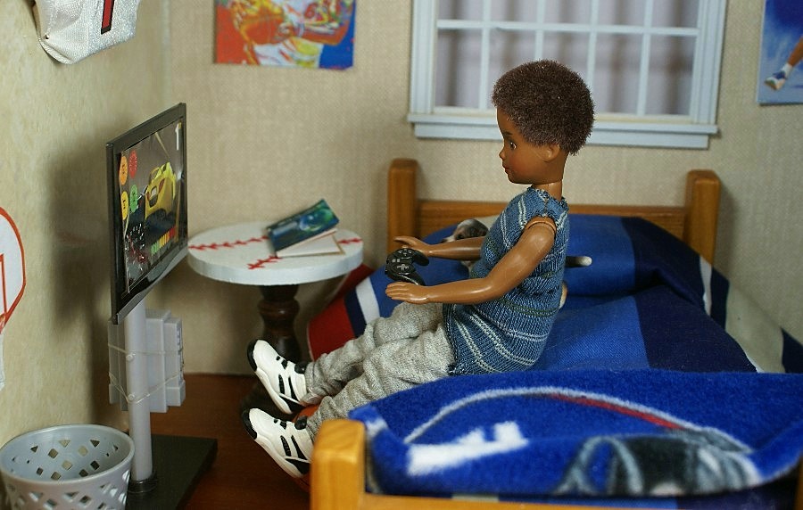 Fashion Dolls at Van's Doll Treasures: Tyler's Room and Finger Puppets