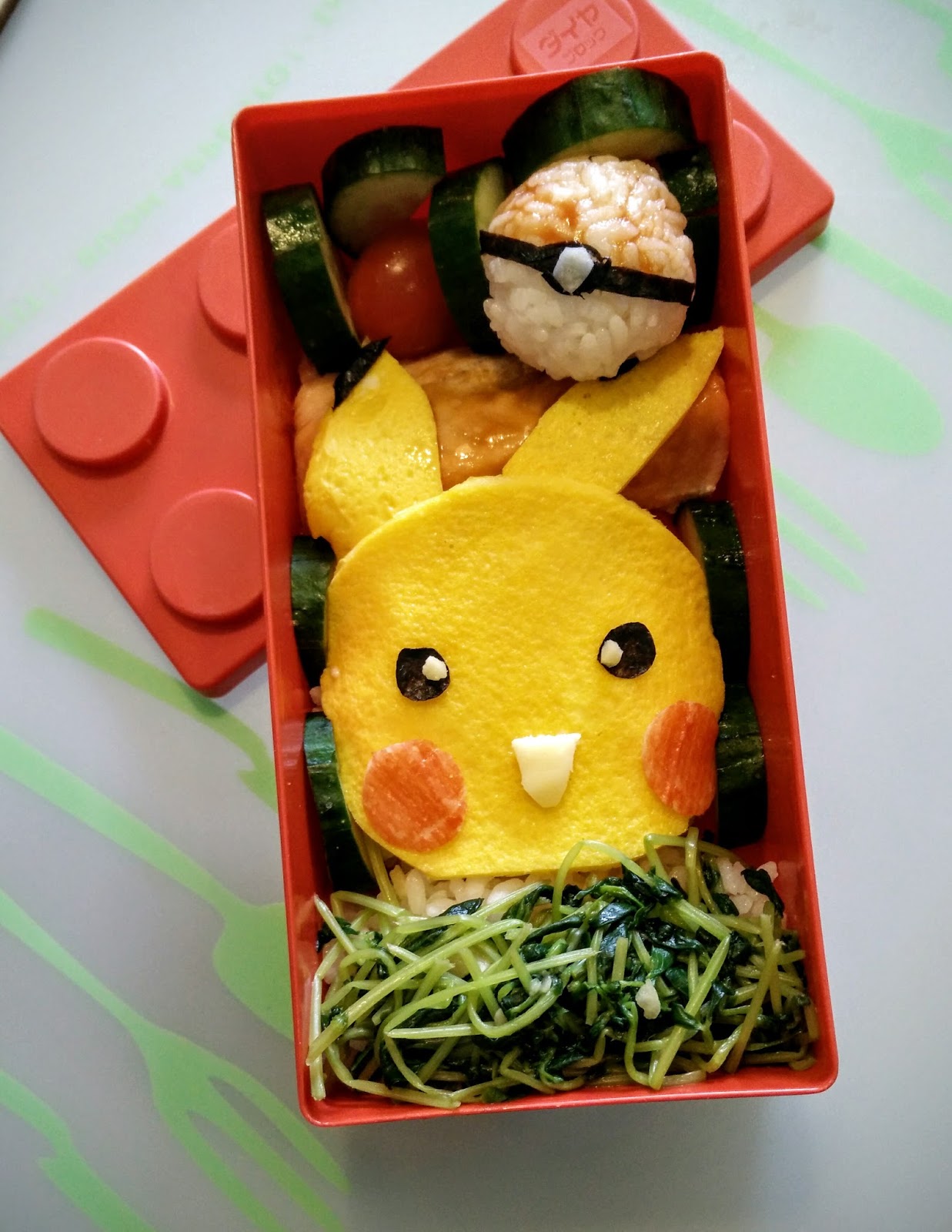 Dragonfly Bento Box: Pokemon - Pikachu