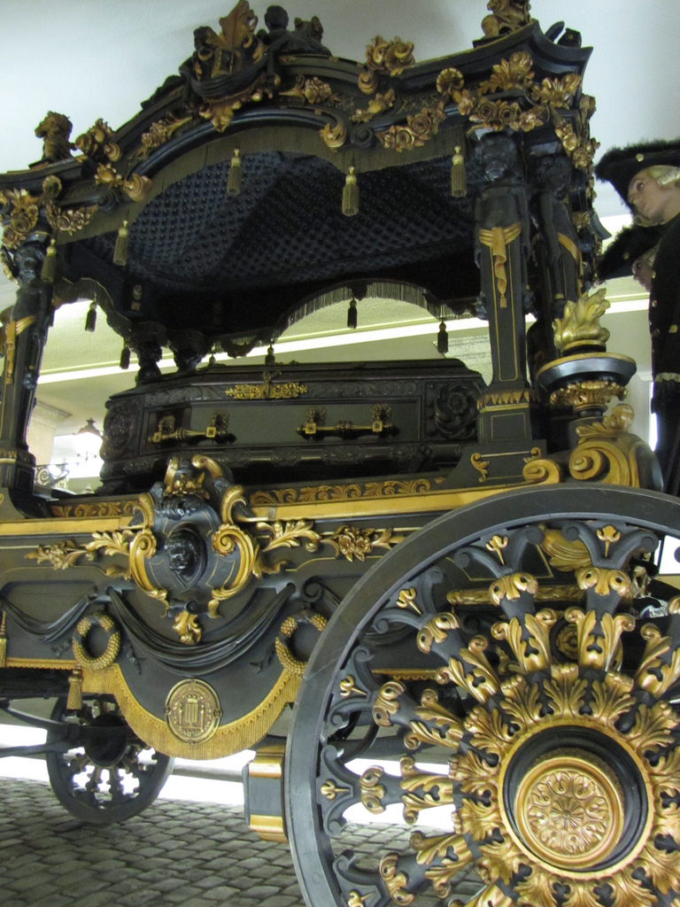 loveisspeed.......: Funeral cars ......