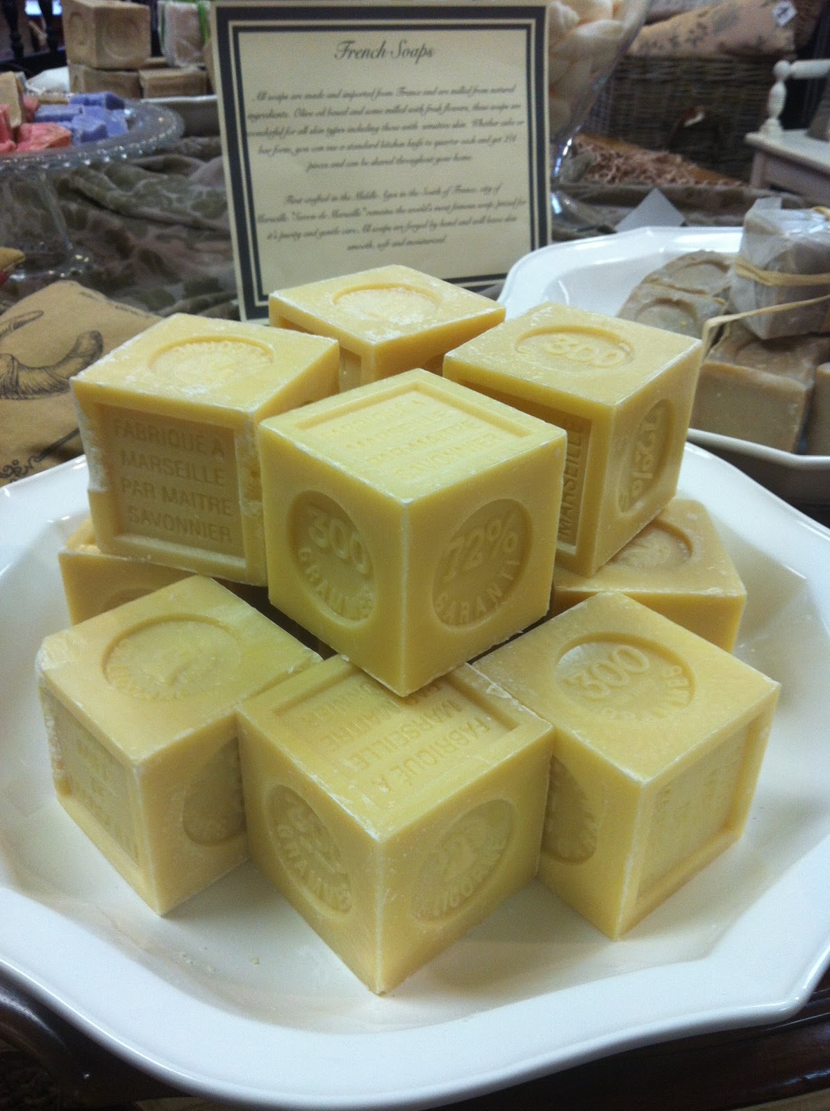 C'est La Vie: How to Cut A Cube of French Soap