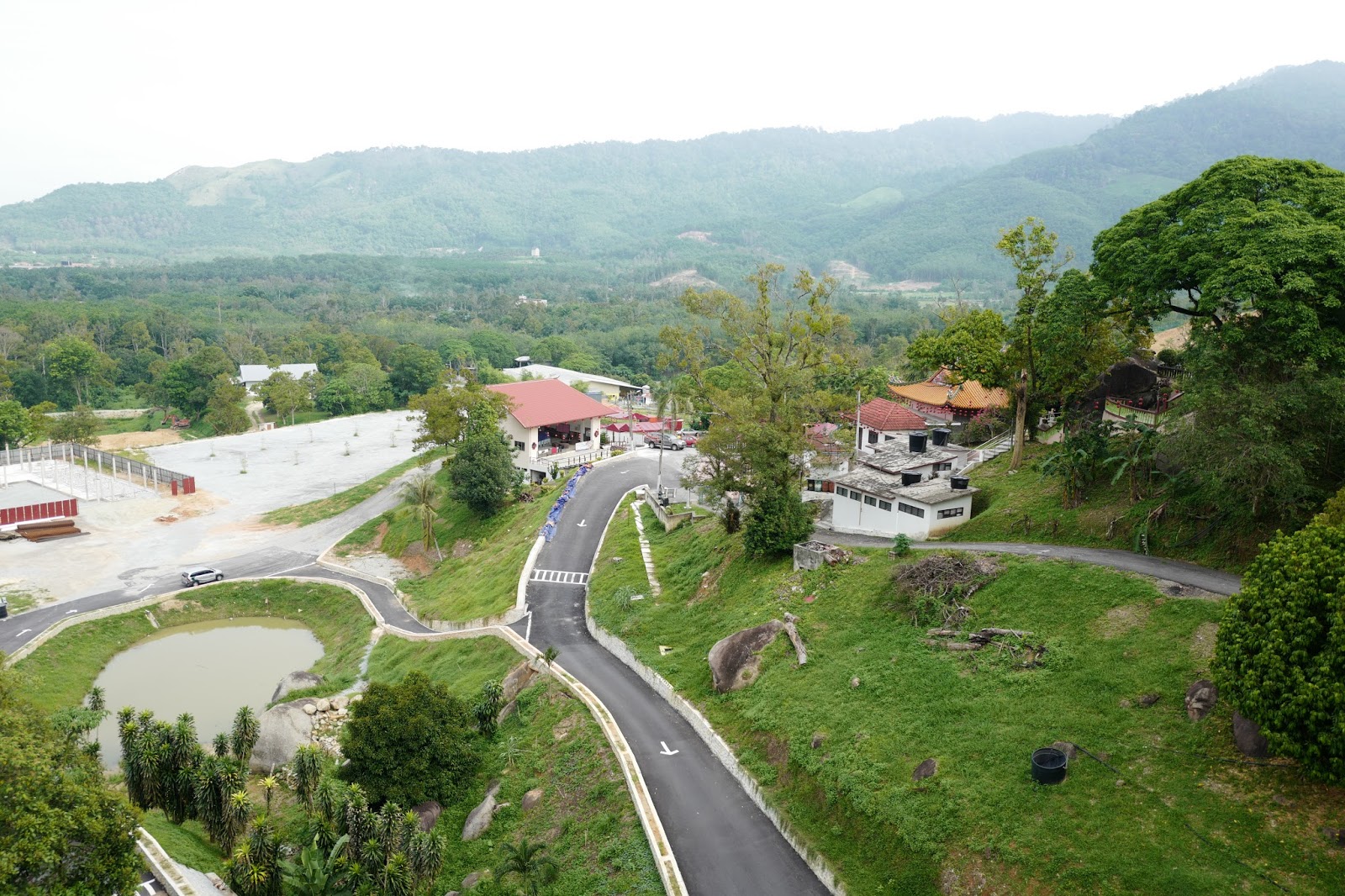 JE TunNel: BROGA HILL Dawn Hike and SAK DATO TEMPLE Exploration!