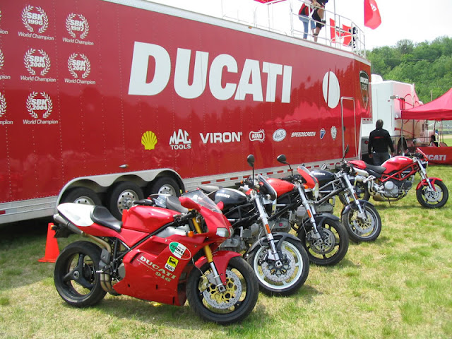 OddBike: Six Years with a Ducati 916