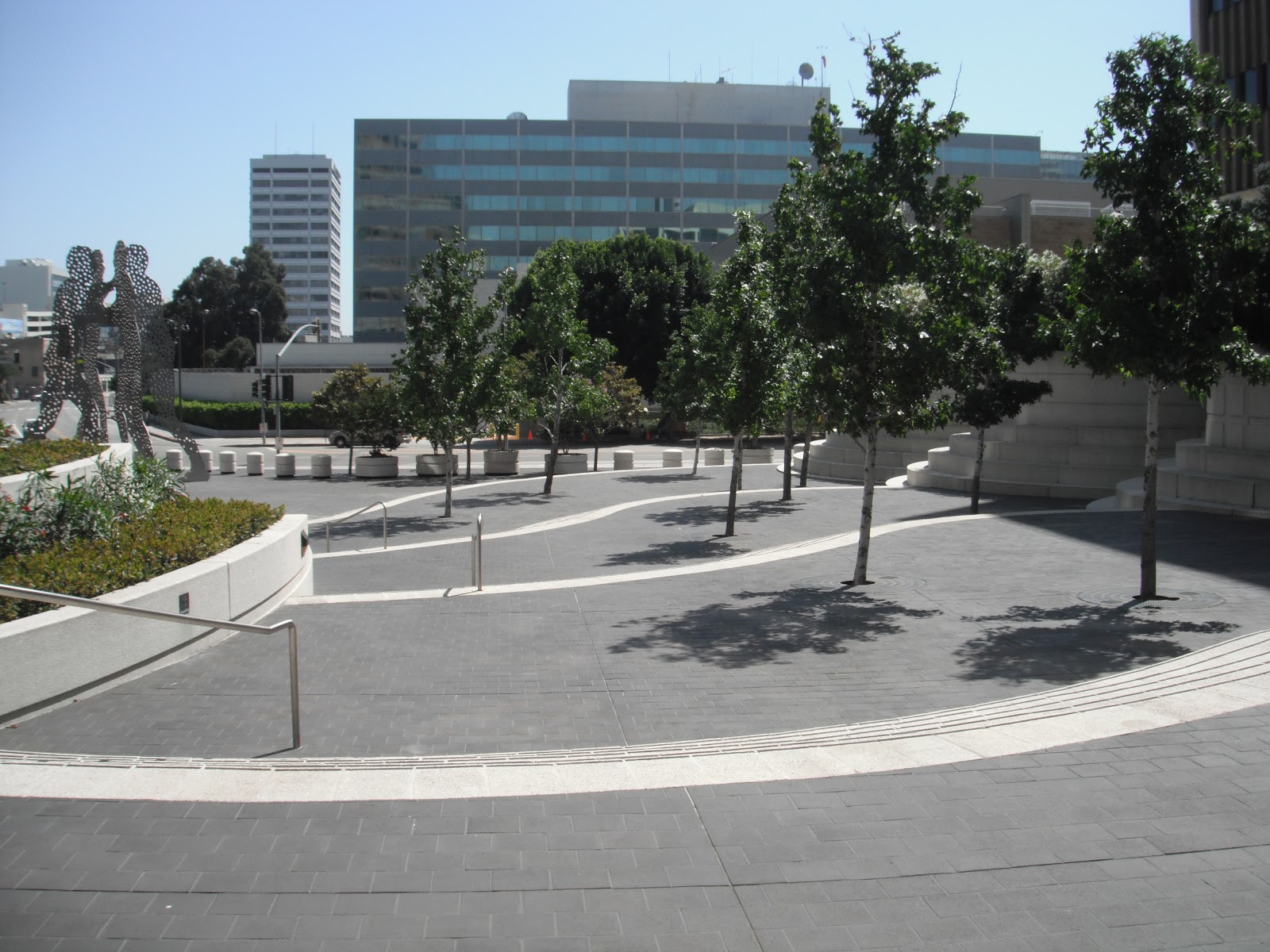 Things To Do In Los Angeles: Creepy in LA: Edward R. Roybal Federal ...