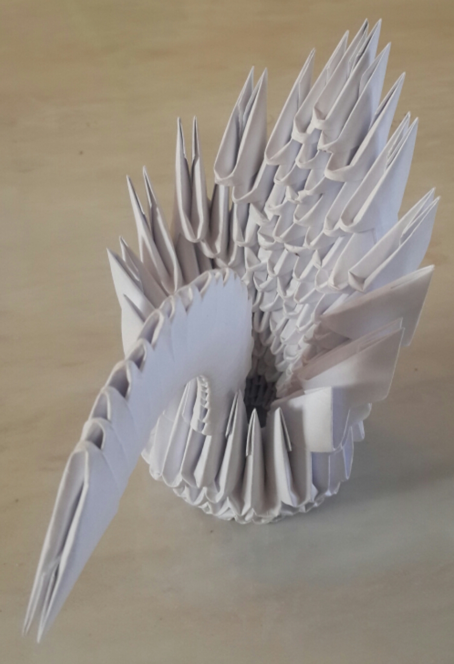 Cerita Dita: Membuat Origami 3D Angsa Putih