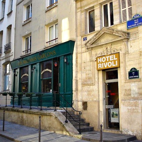 Dove dormire a Parigi senza spendere troppo - Elisa Chisana Hoshi